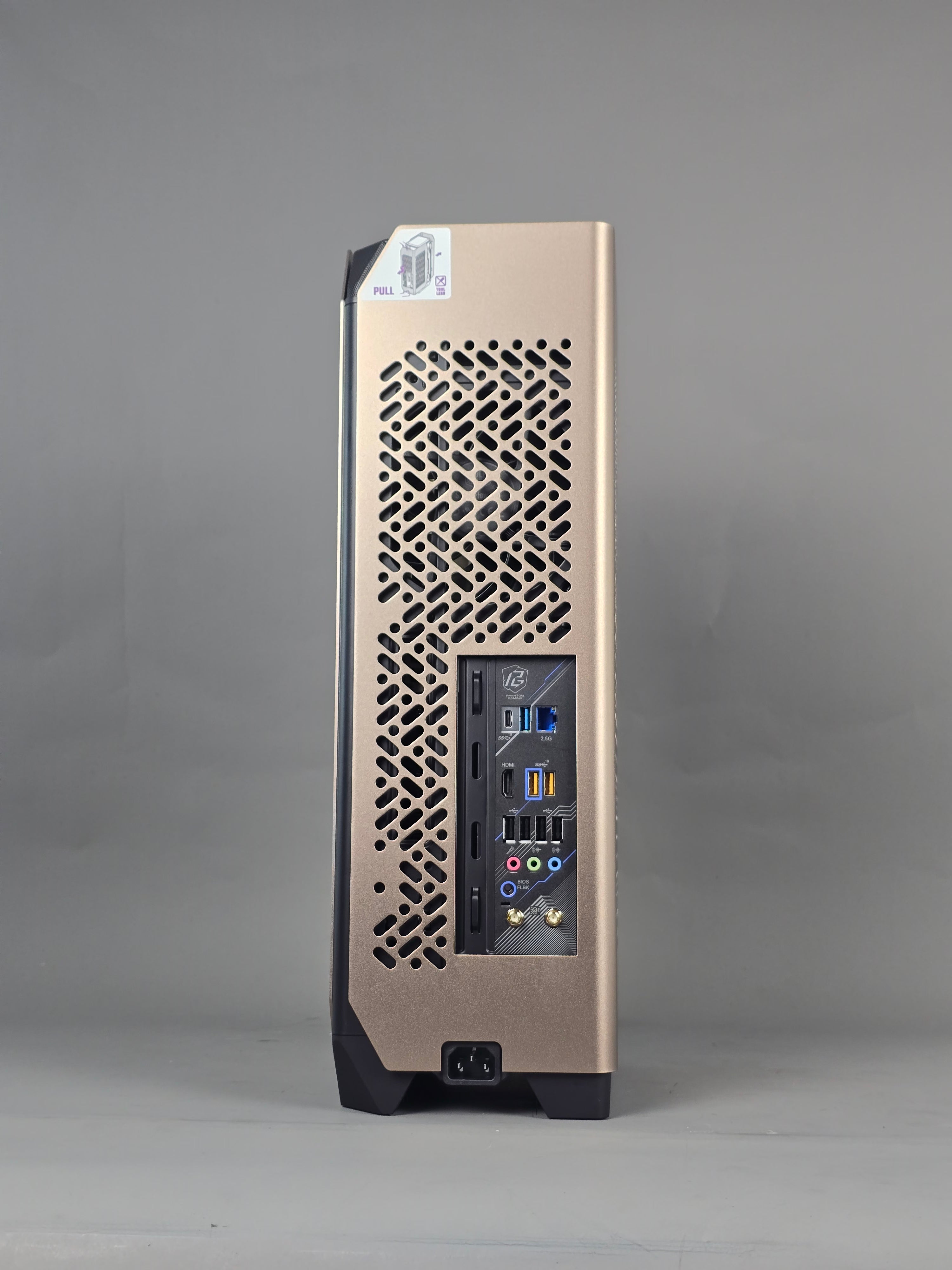 'PILLAR' Mini ITX Gaming/Work PC Ryzen 5 9600X RTX 5070 – Wattec